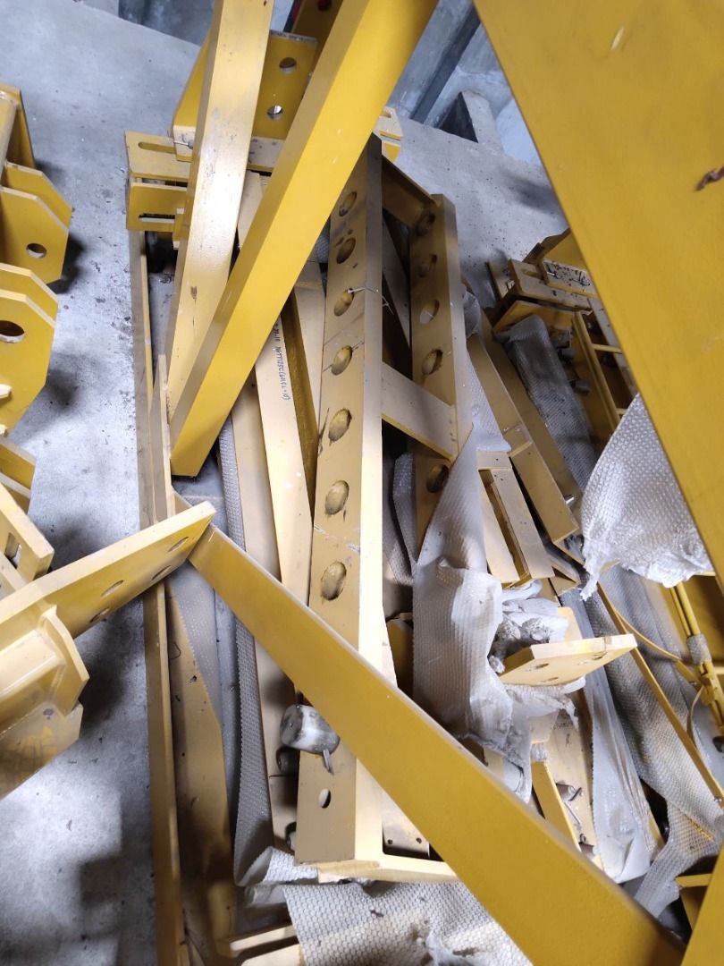 TOWER CRANE COMPLETE SET OF INTERNAL JACK UP SYSTEM(2X2M), Commercial ...