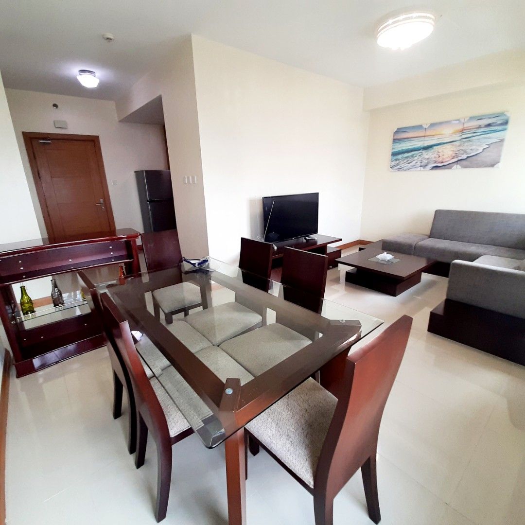 Trion Tower BGC 2BR 80sqm 2Parkings. Near Sm Aura, Medical City ...