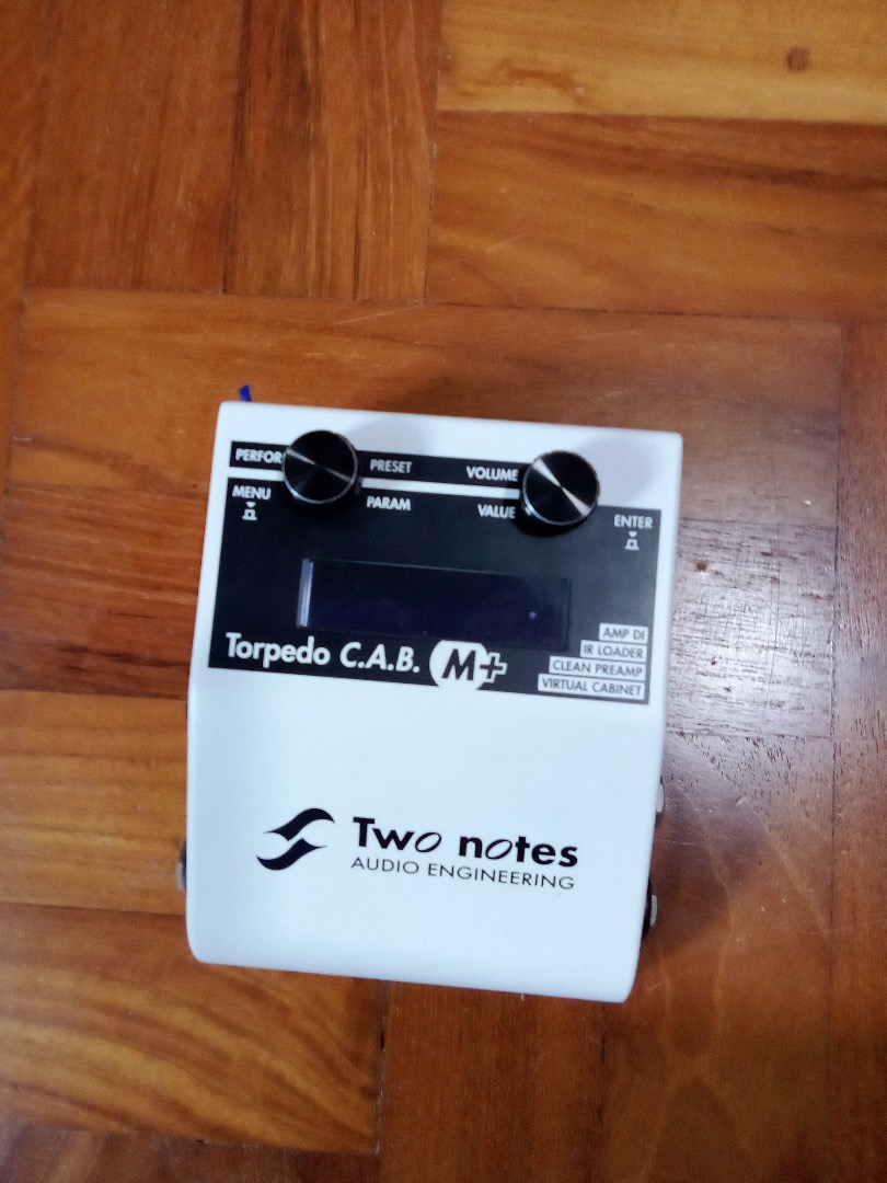 Two Notes, Torpedo CAB M+, Hobbies & Toys, Music & Media, Musical ...