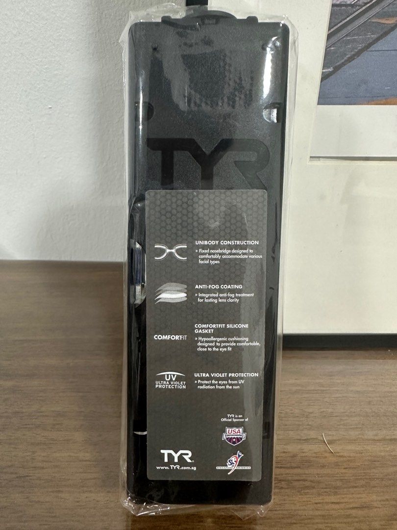 TYR Ultramax 2.0 Multi Junior, Sports Equipment, Sports & Games, Water Sports on Carousell