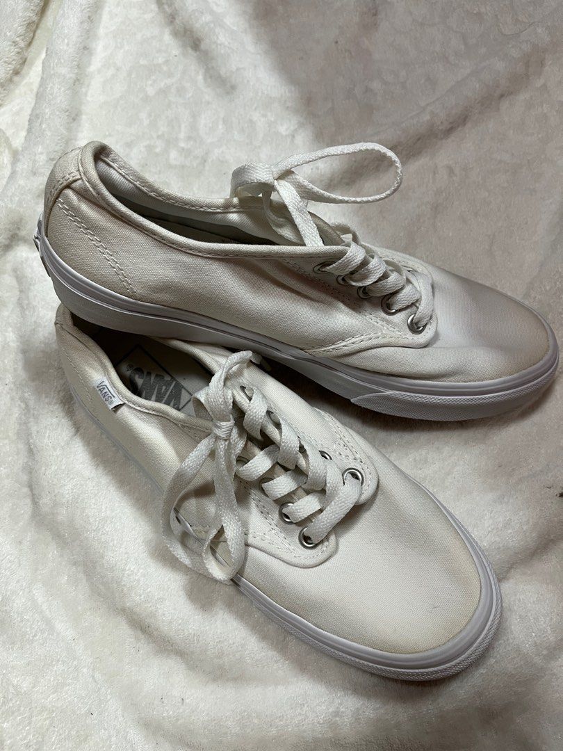 Vans Classic White on Carousell