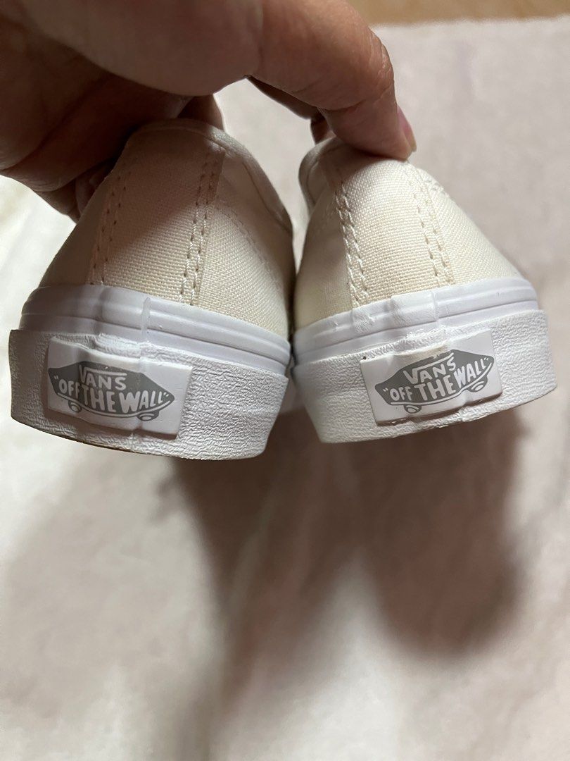 Vans Classic White on Carousell