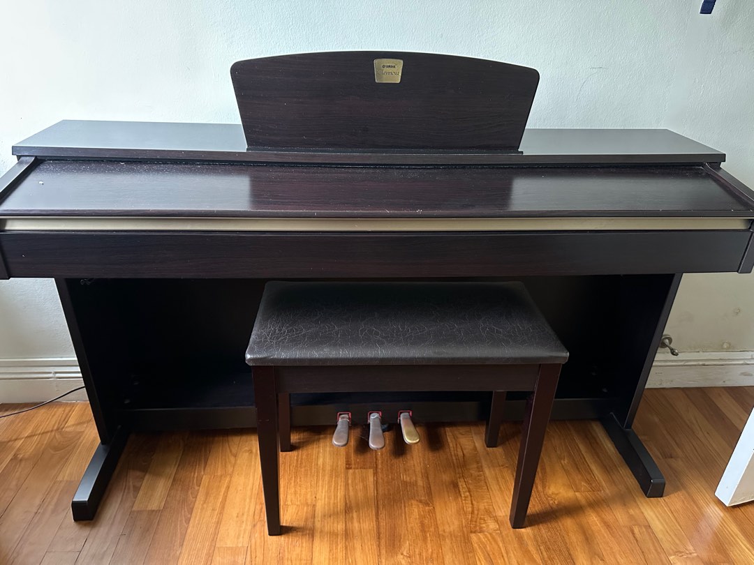 Yamaha Piano CLP 320 digital piano, Hobbies & Toys, Music & Media, Musical Instruments on Carousell