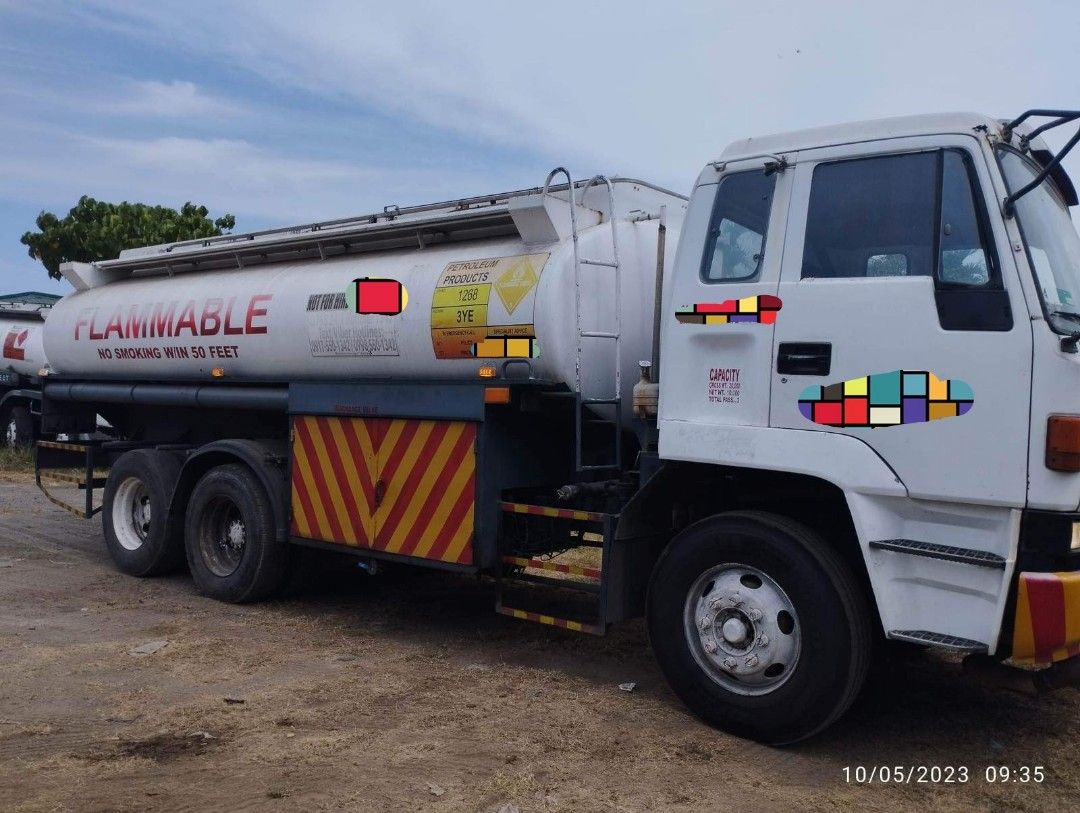 14,000 liters capacity rigid type tanker on Carousell