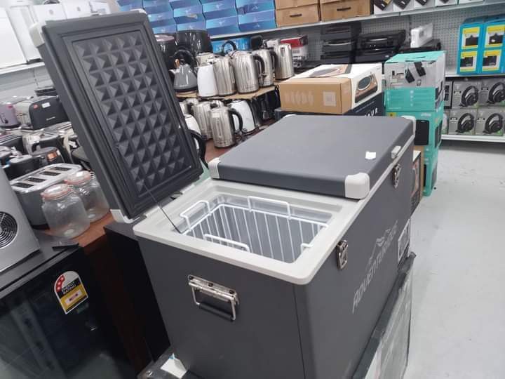 Adventuridge Portable Fridge/ Freezer, Sports Equipment, Hiking ...