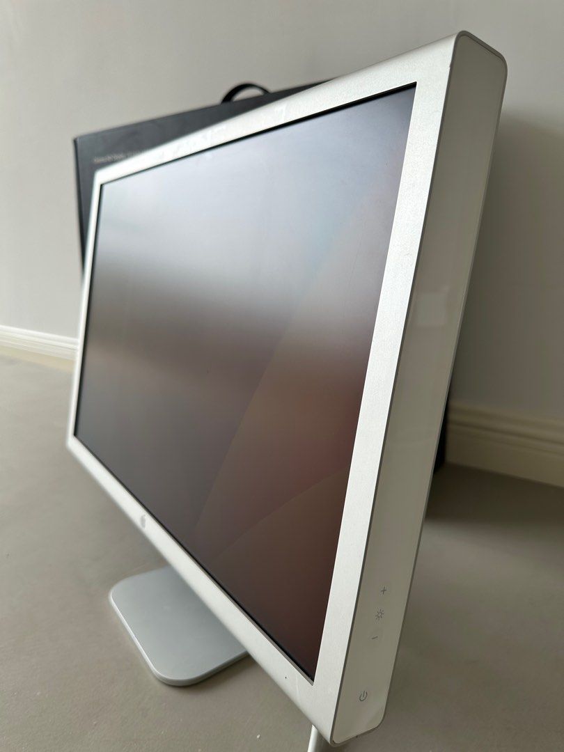 Apple Cinema HD display 23-inch Widescreen, 電腦＆科技, 電腦周邊及配件, 電子屏幕 ...