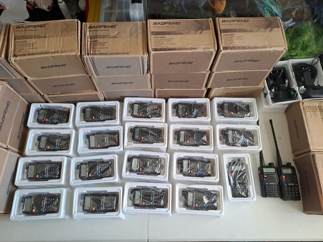 Baofeng UV-5R & 5R plus FM Walkie Transciever sets, Mobile Phones ...