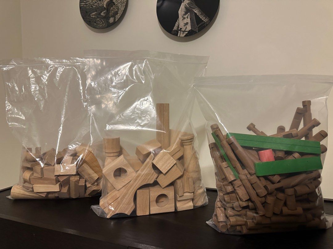 Blocks Lincoln Logs, Hobbies & Toys, Toys & Games on Carousell