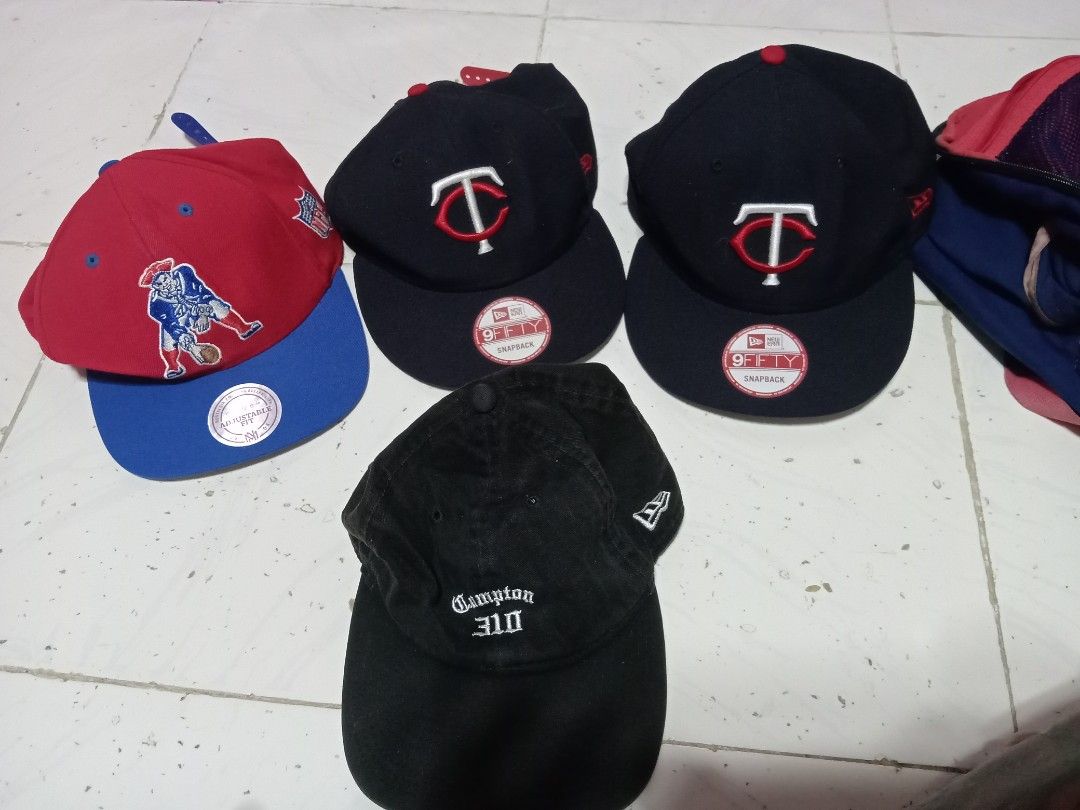 Cap mix on Carousell