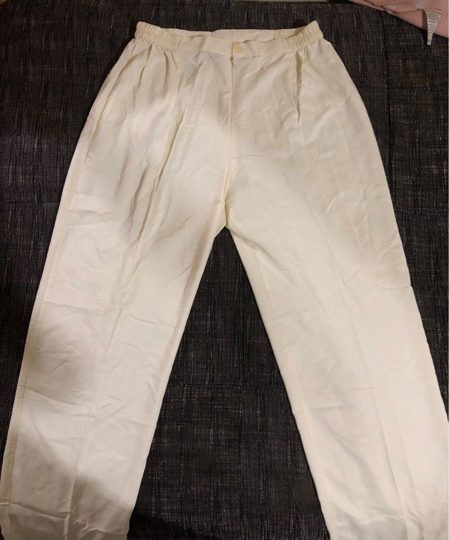 celana putih gading on Carousell