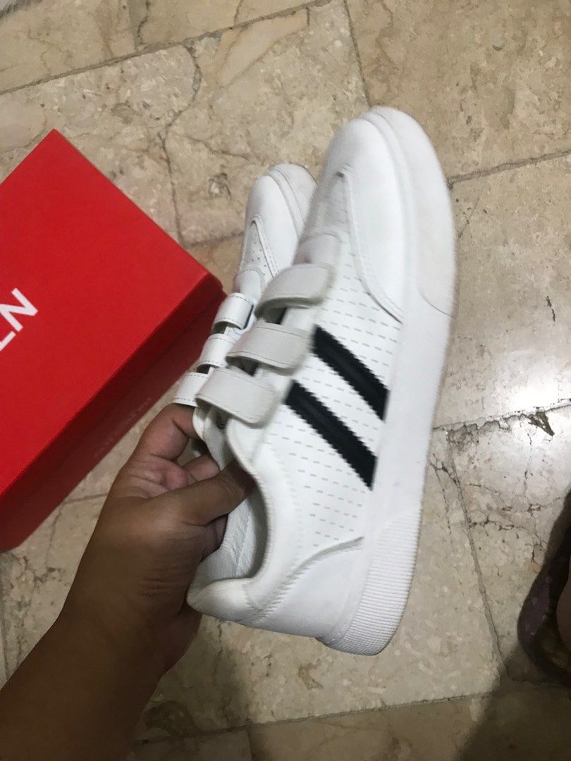 CLN DENALT SNEAKER, Women's Fashion, Footwear, Sneakers on Carousell