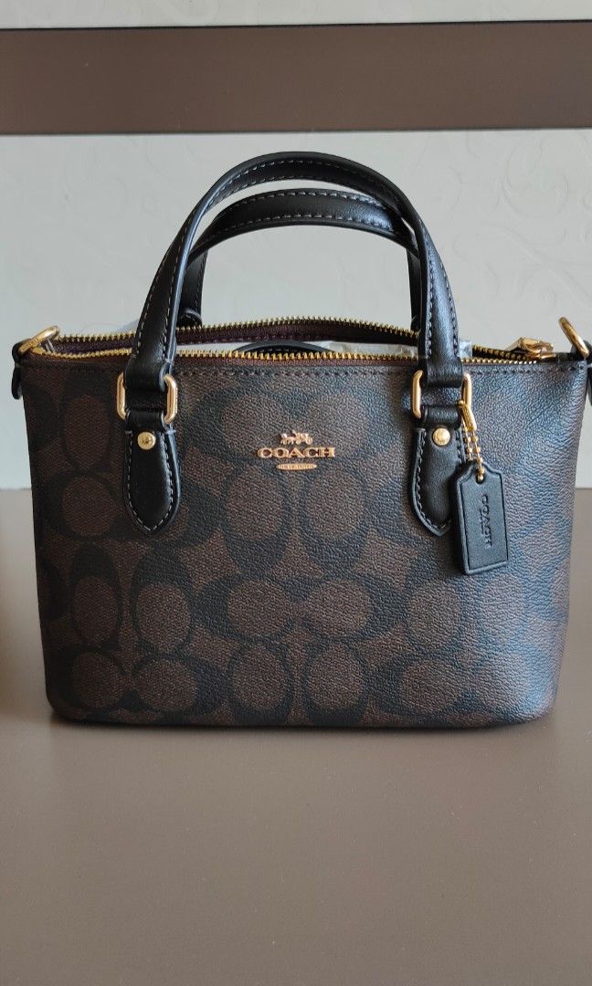 COACH mini cross body bag, Women's Fashion, Bags & Wallets, Cross-body Bags on Carousell