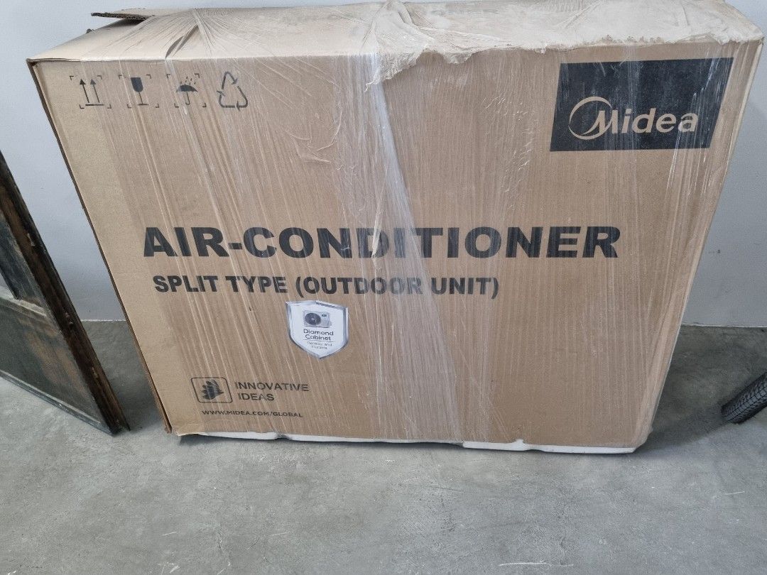 Faulty Midea aircon condenser (outdoor unit), TV & Home Appliances, Air ...