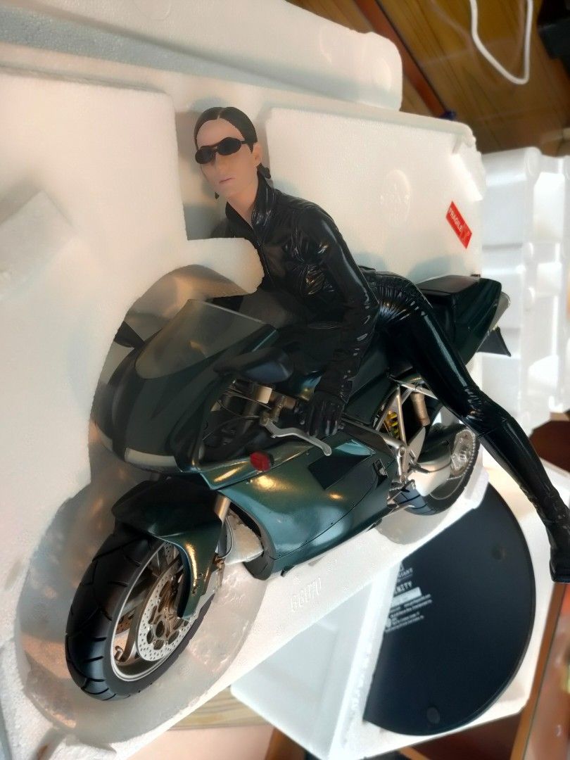 Gentle Giant Matrix Reloaded Trinity on Motorcycle Statue, Hobbies ...