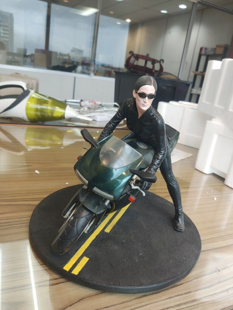 Gentle Giant Matrix Reloaded Trinity on Motorcycle Statue, Hobbies ...