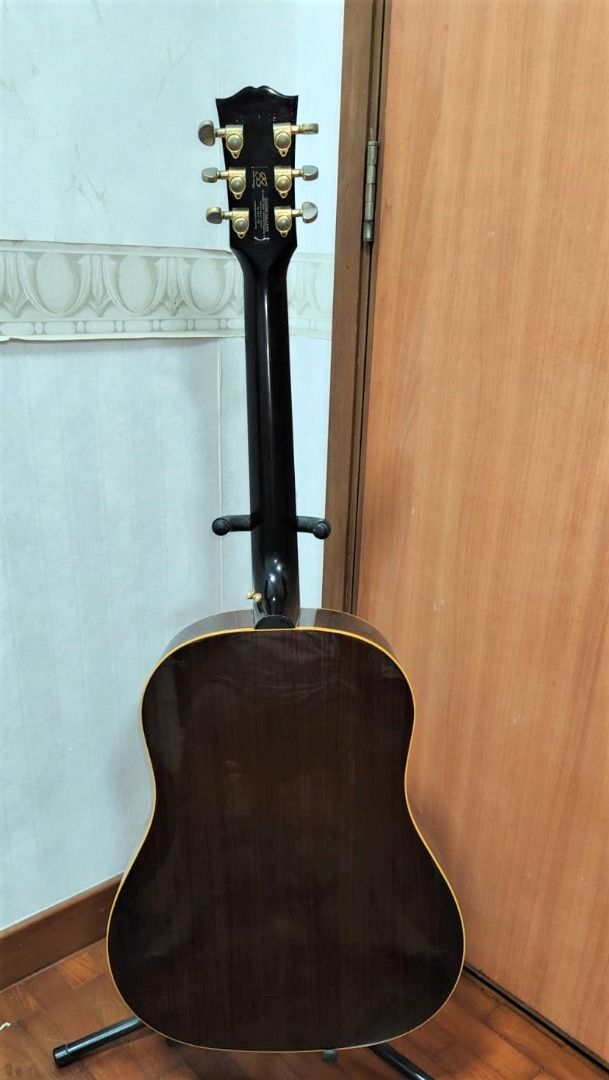 Gibson J45 Rosewood Acoustic Guitar, Hobbies & Toys, Music & Media, Musical Instruments on Carousell