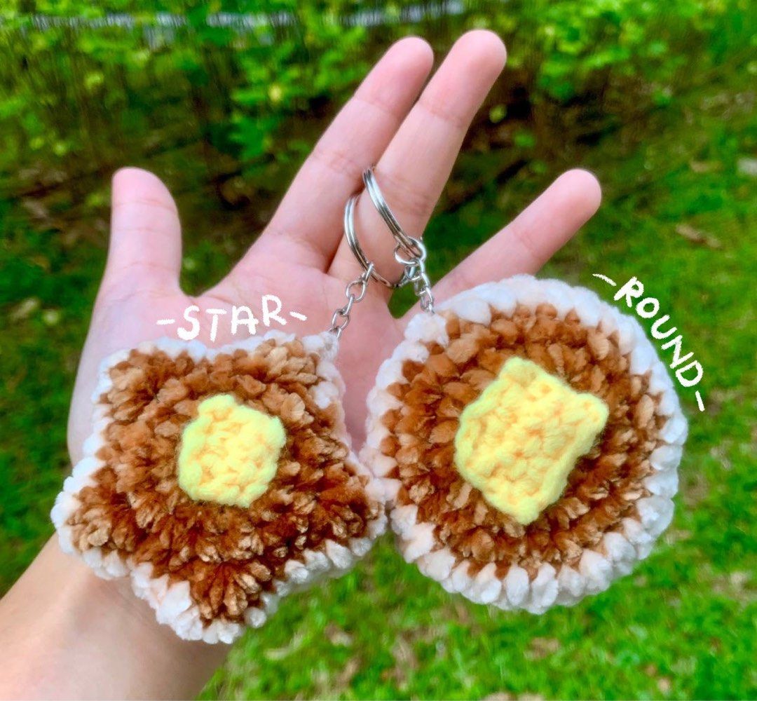 handmade pancake keychain crochet, Hobbies & Toys, Stationery & Craft ...