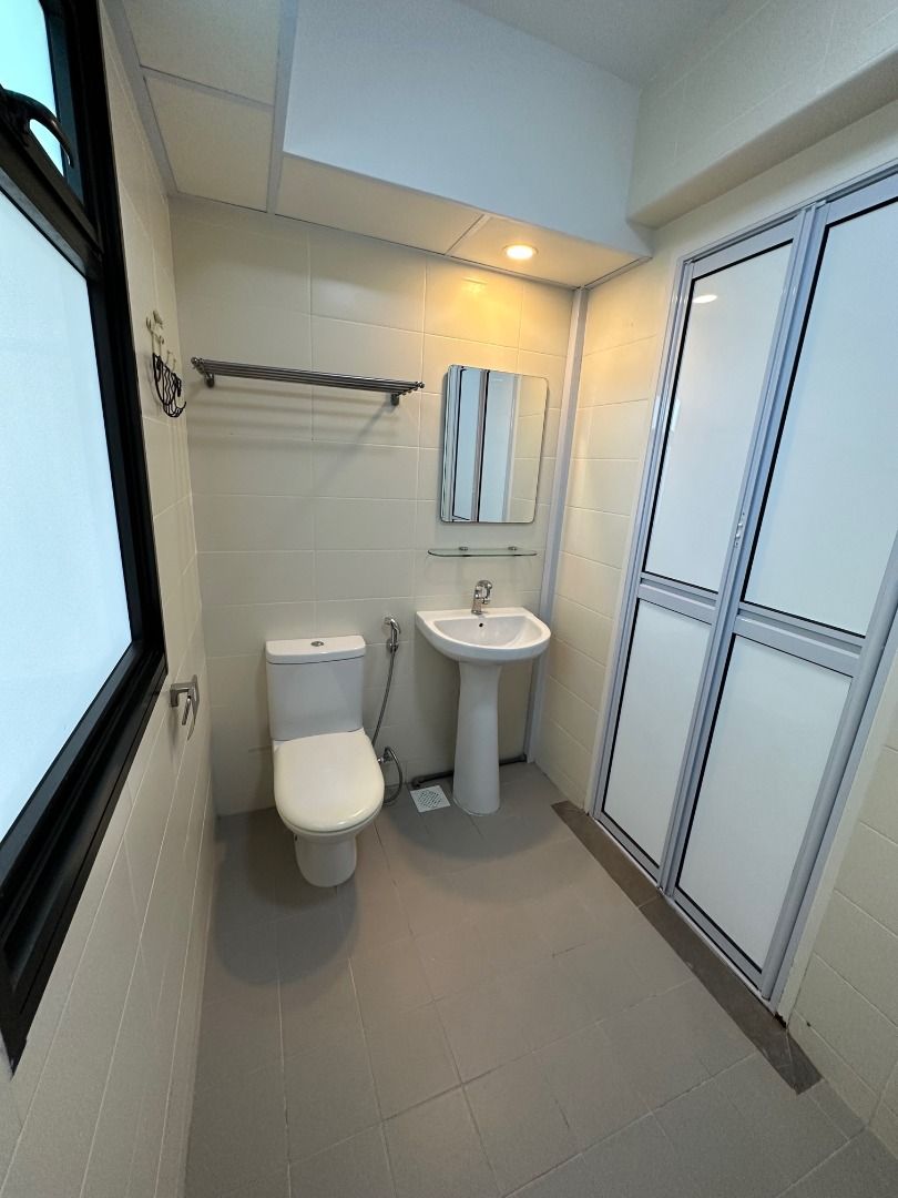 HDB common room with private toilet for rent, Property, Rentals, Room ...