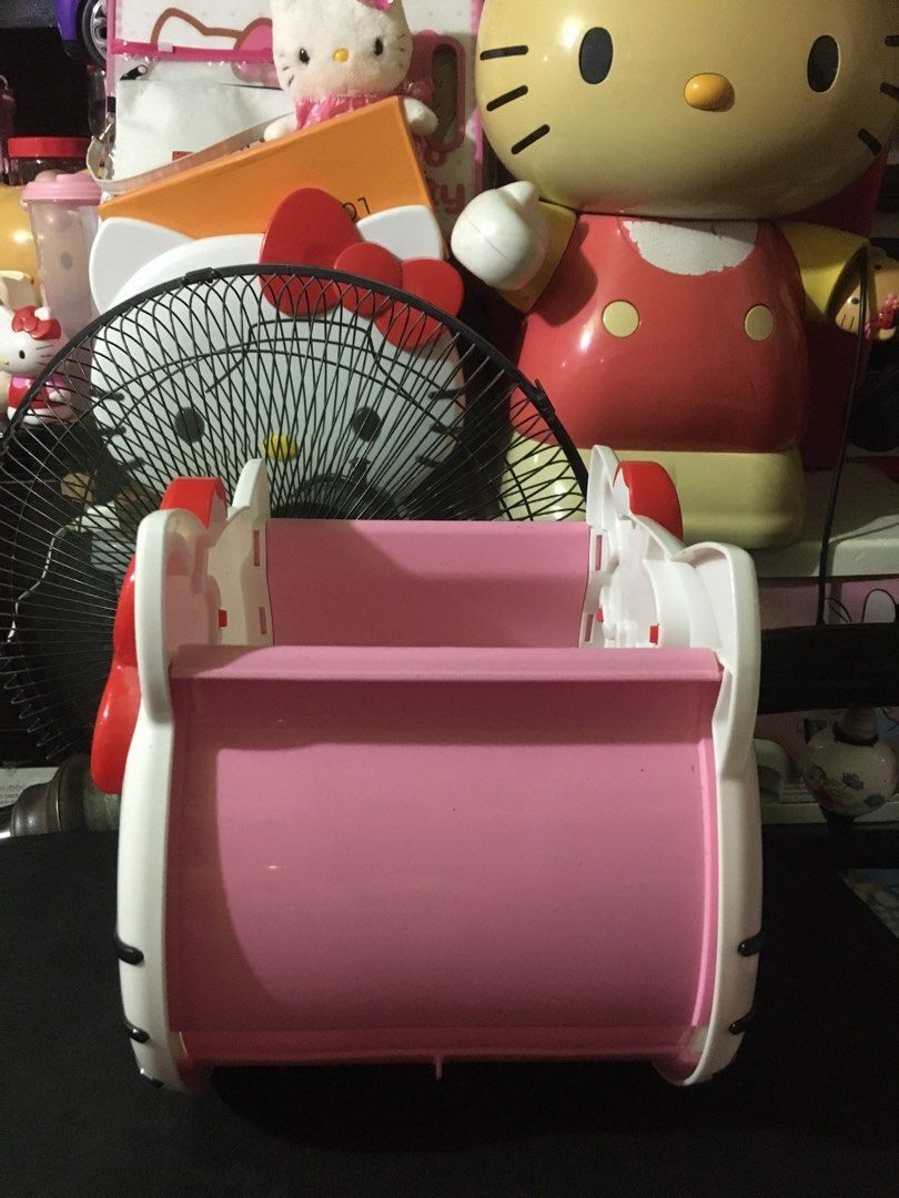 HELLO KITTY AUTHENTIC SANRIO, Hobbies & Toys, Toys & Games on Carousell