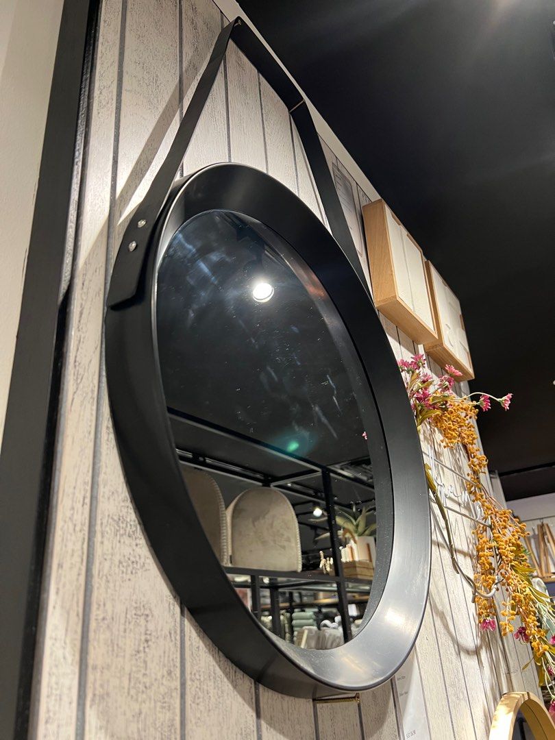 HOOGA Mirror, Furniture & Home Living, Home Decor, Mirrors on Carousell
