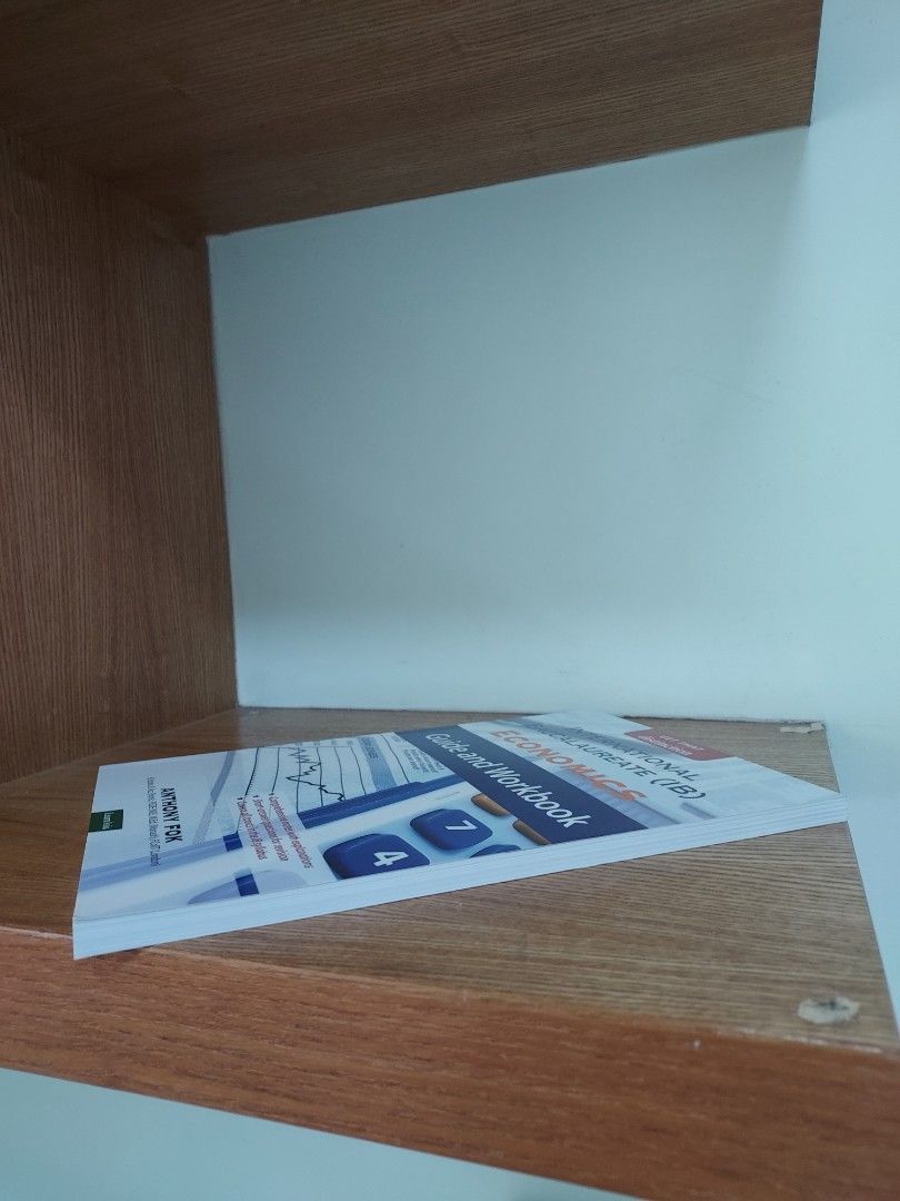 IBDP ECONOMICS Guide and Workbook, Hobbies & Toys, Books & Magazines ...