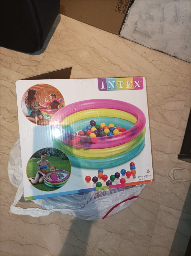 Inflatable Pool, Babies & Kids, Infant Playtime on Carousell