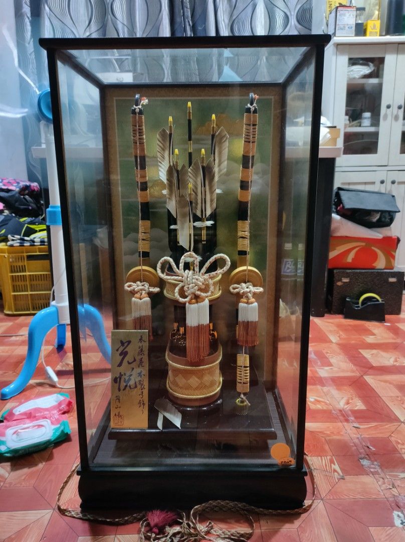 Japanese Bow and Arrow Display on Carousell