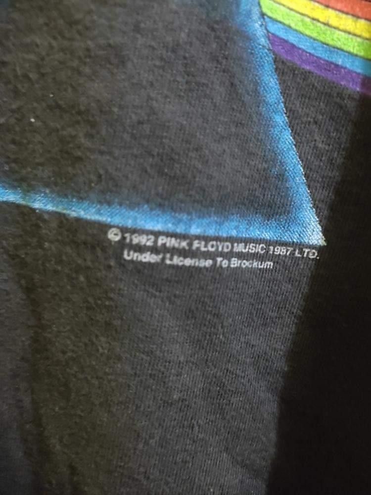 KAOS vintage band Pink Floyd, not Metallica, soundgarden, pearl Jam ... KAOS vintage band Pink Floyd, not Metallica, soundgarden, pearl Jam ...