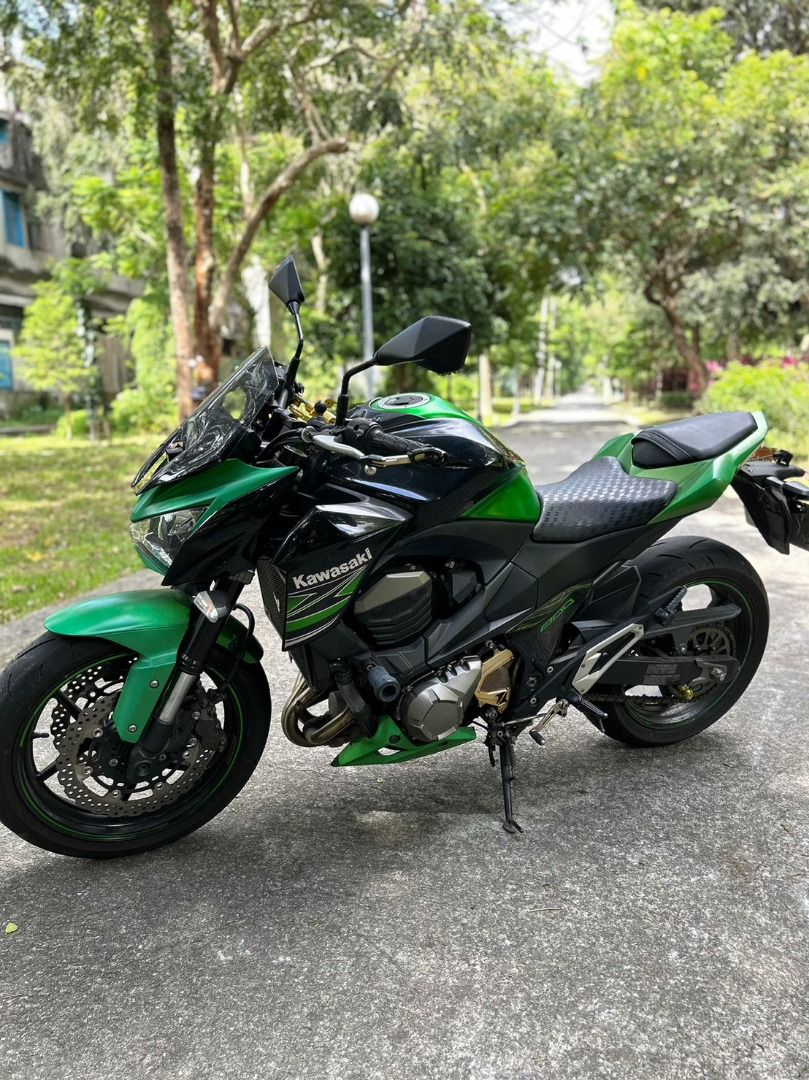 KAWASAKI Z800, 機車, 重機在旋轉拍賣