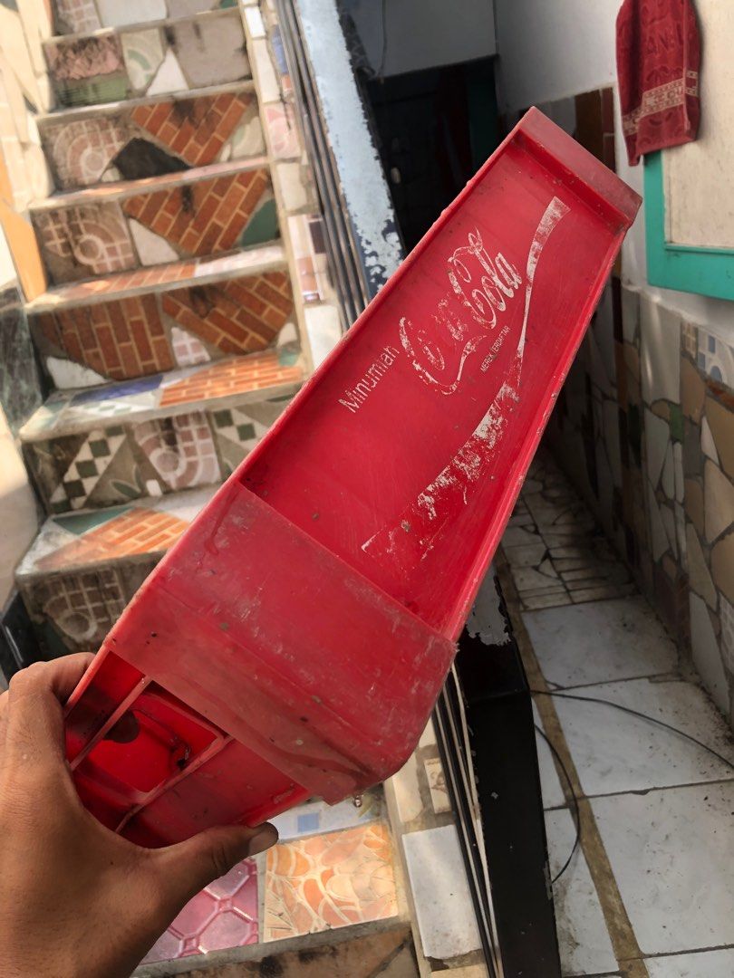 krat coca cola, Antik, Furnitur di Carousell krat coca cola, Antik, Furnitur di Carousell