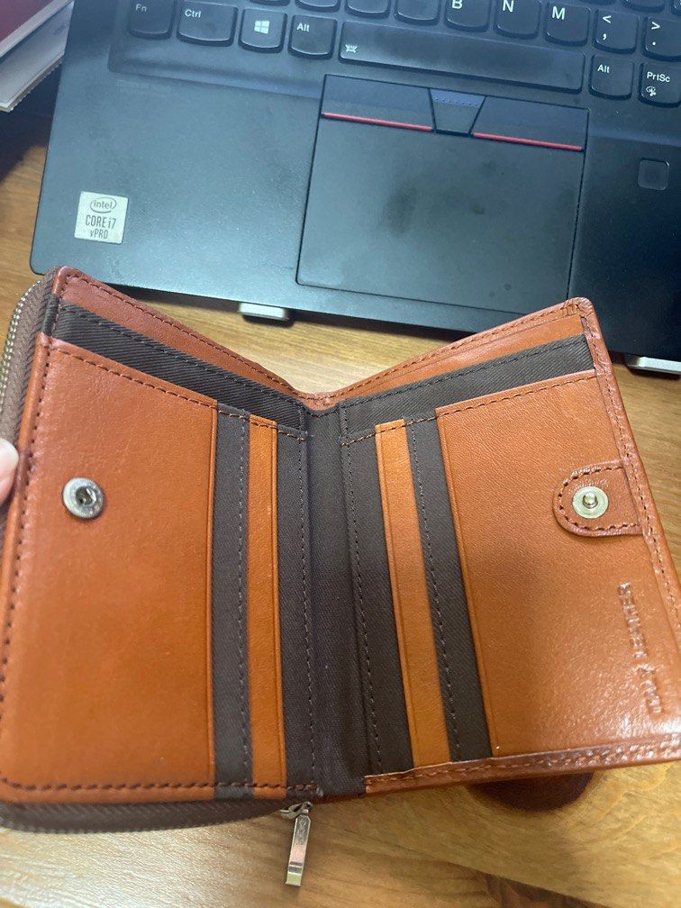 Lee leather wallet from japan, Men's Fashion, Watches & Accessories ...