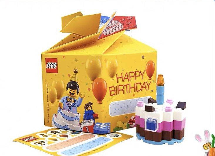 Lego birthday gift set, 興趣及遊戲, 玩具 & 遊戲類 - Carousell