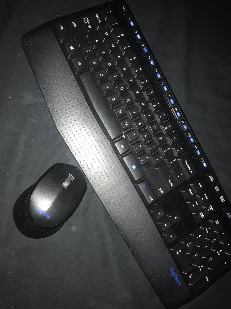 Logitech Keyboard And Mouse Computers And Tech Parts And Accessories Computer Keyboard On Carousell