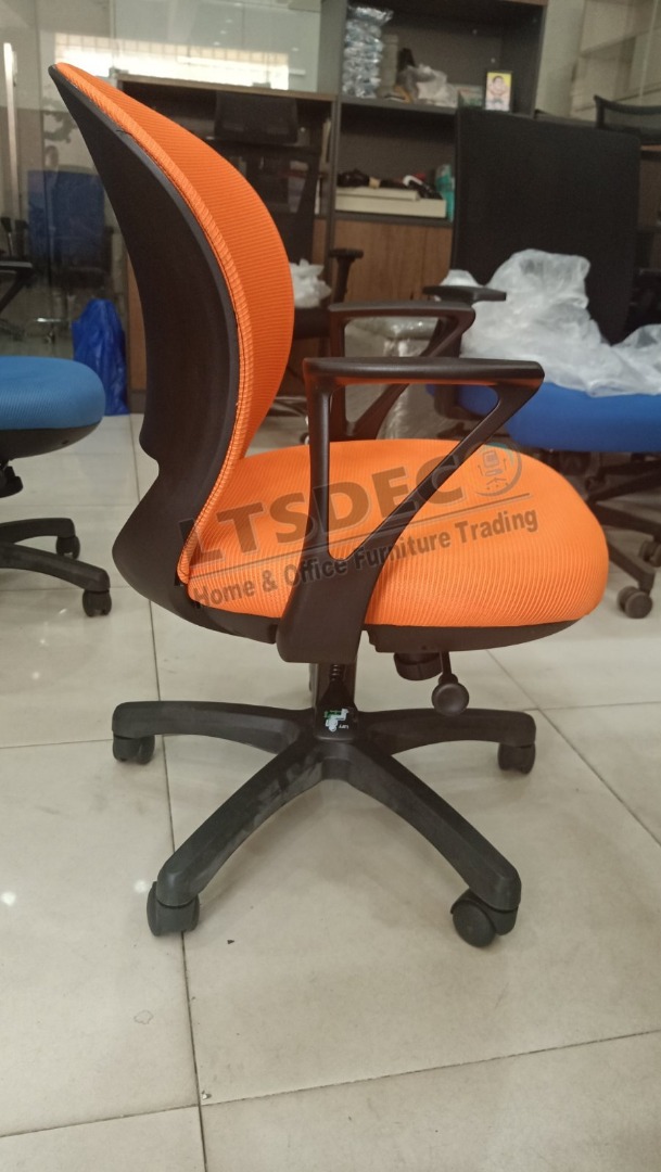 MESH CHAIR OFFICE PARTITION FURNITURE on Carousell