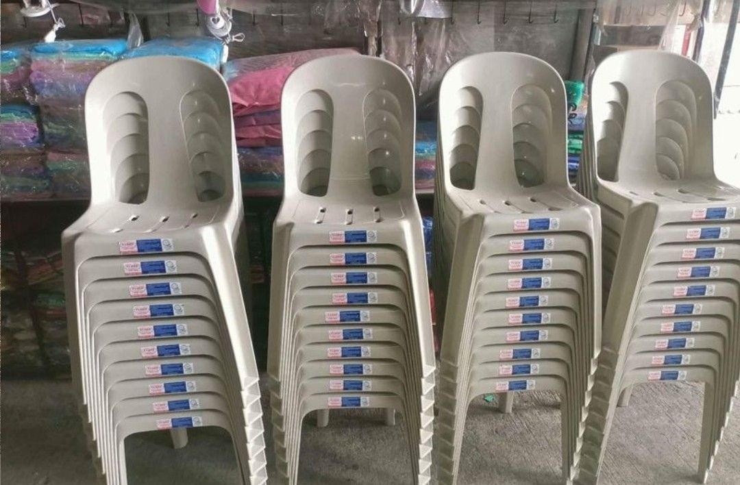 Monoblocks Chair on Carousell
