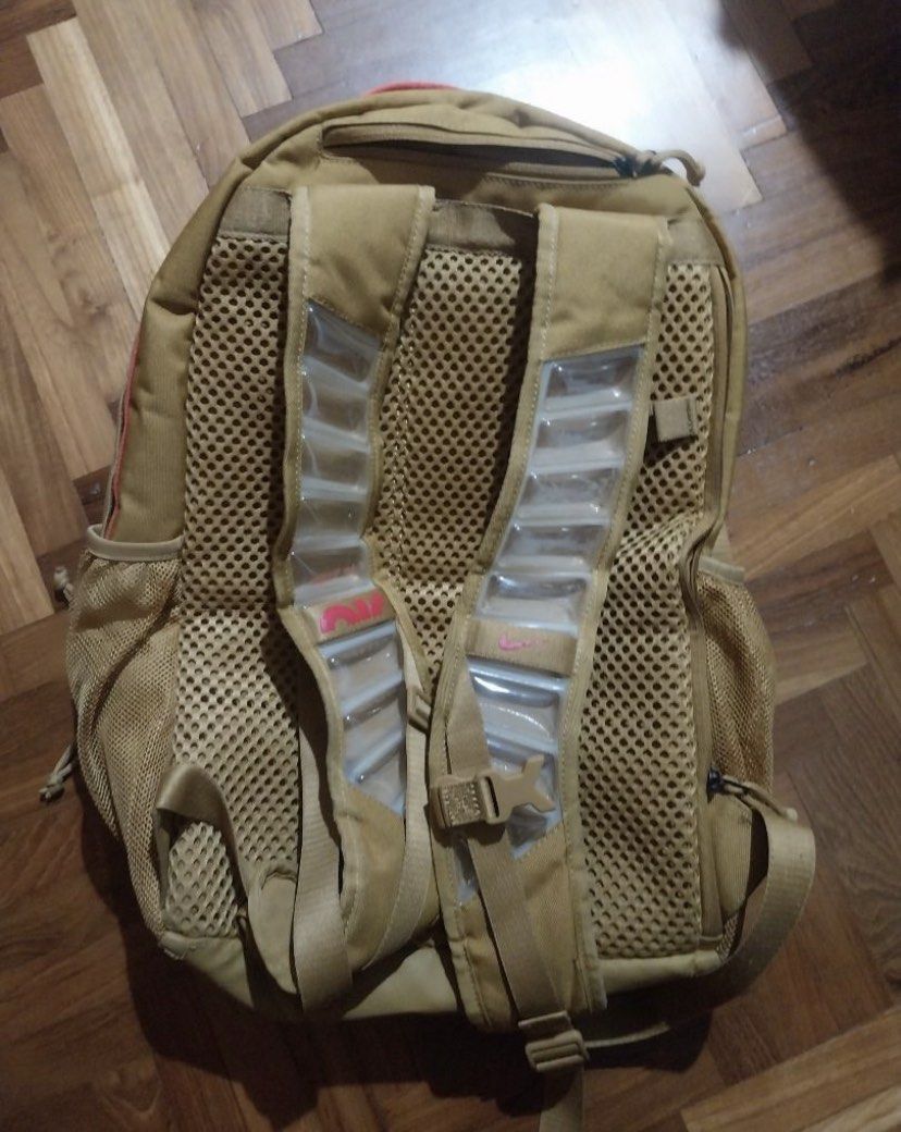 Nike Utility bagpack, Men's Fashion, Bags, Backpacks on Carousell