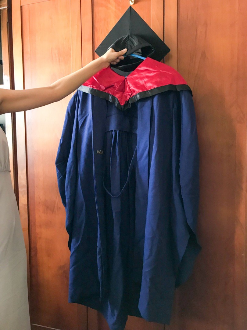 NTU Graduation Gown (Wee Kim Wee), Women's Fashion, Dresses & Sets ...