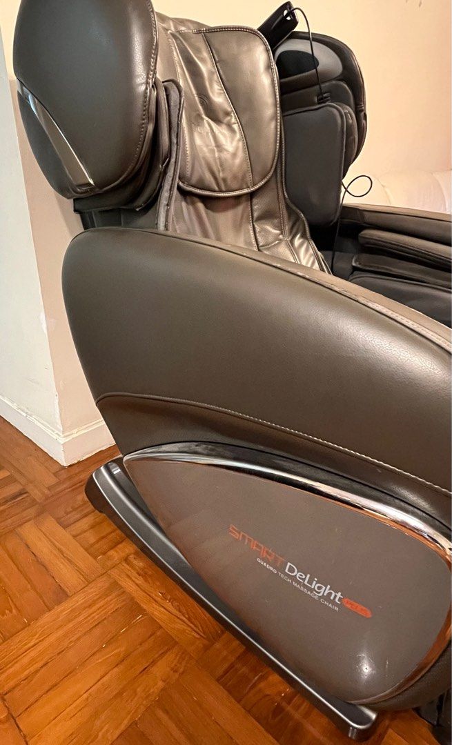Ogawa Massage Chair smart delight plus, 傢俬＆家居, 傢俬, 椅子 - Carousell