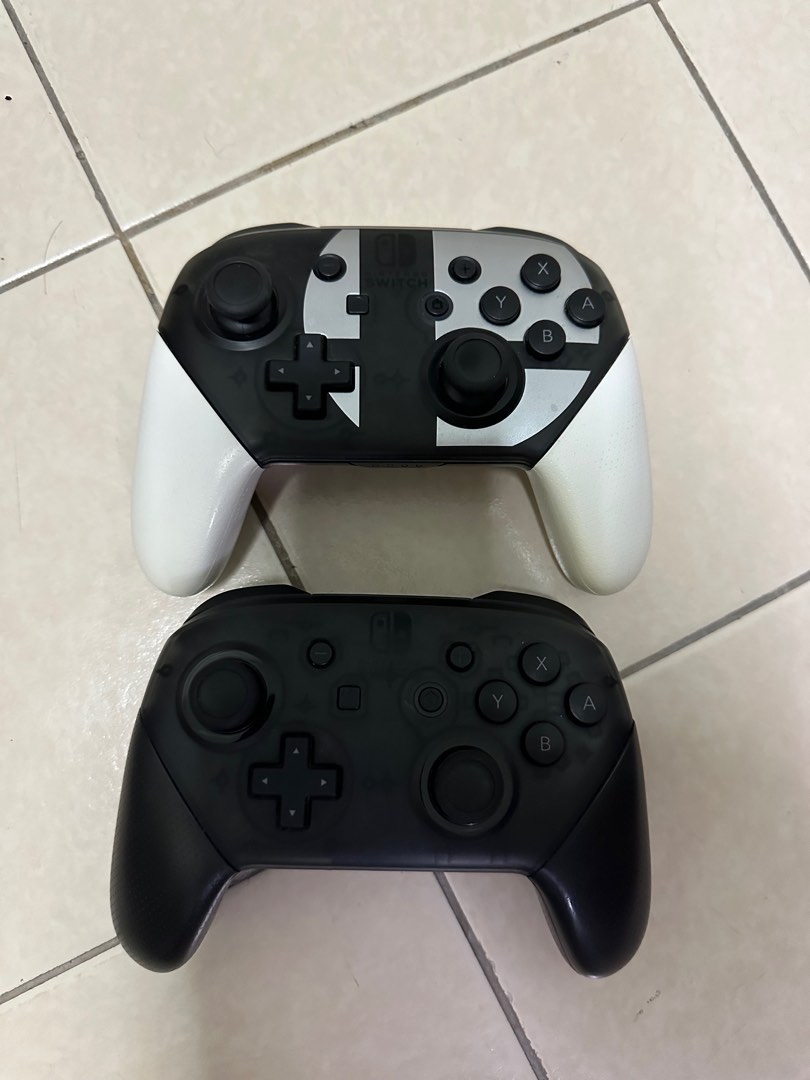 Original Nintendo Switch Pro controller, Video Gaming, Gaming ...
