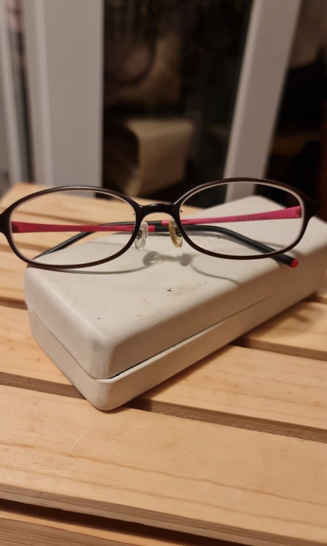 Original Owndays Air Ultem Eyeglasses, Women's Fashion, Watches ...