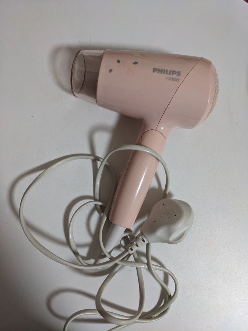 Philips pink hair dryer, Beauty & Personal Care, Hair on Carousell