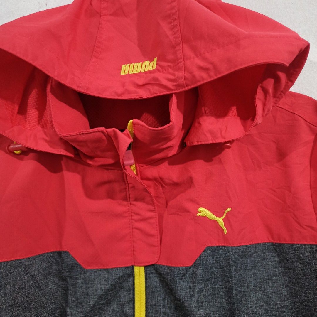 Puma outdoor jacket, Fesyen Pria, Pakaian , Baju Luaran di Carousell