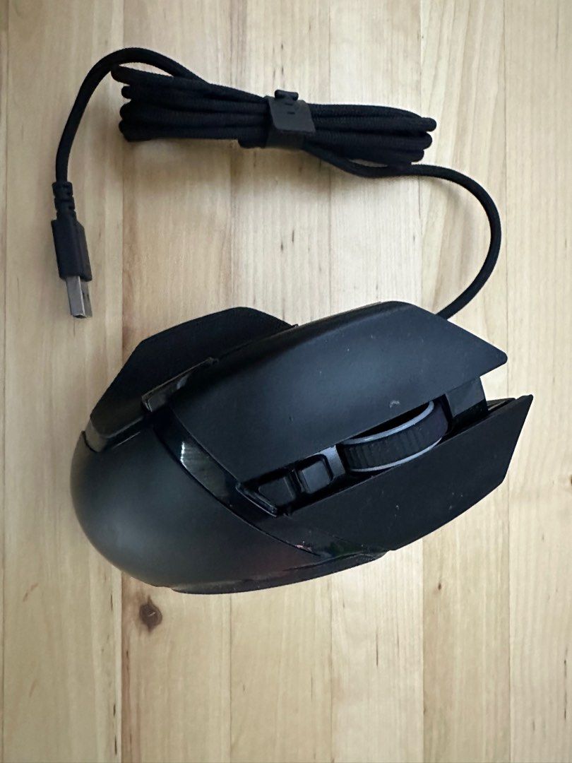 Razer Basilisk Ultimate with base, Computers & Tech, Parts ...