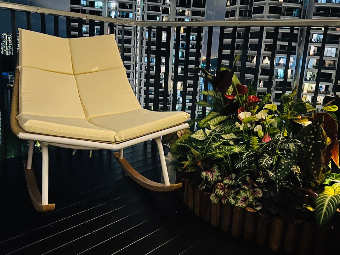 Rocking chair, Furniture & Home Living, Furniture, Chairs on Carousell