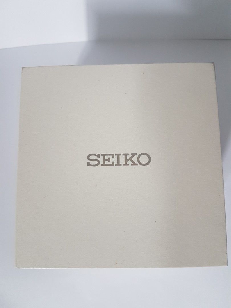 Seiko watch box, Men's Fashion, Watches & Accessories, Accessory holder ...