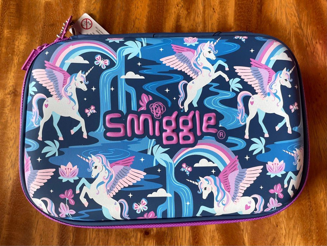 Smiggle Navy Away Hardtop Pencil Case Kit on Carousell