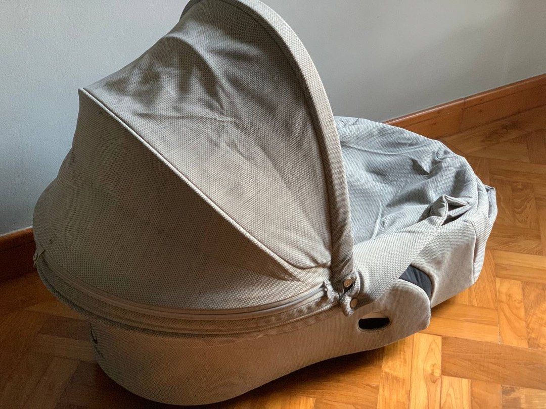 Stokke Bassinet/Carry Cot, Babies & Kids, Baby Nursery & Kids Furniture ...