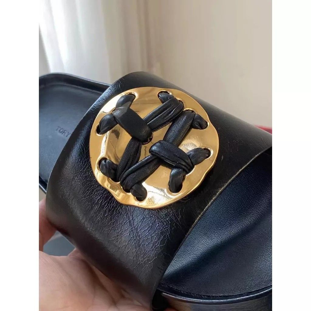 tory burch slides, Women's Fashion, Footwear, Slippers and slides on ...