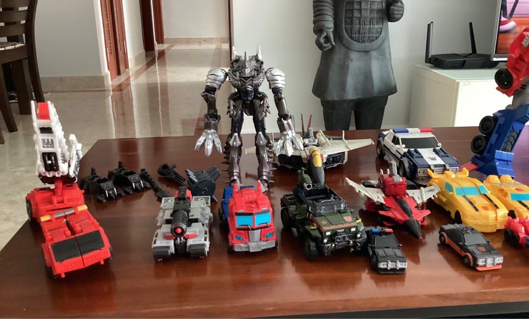 Transformers Bundle, Hobbies & Toys, Toys & Games on Carousell