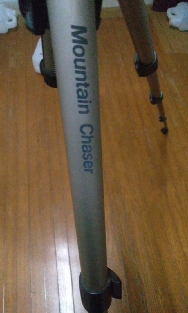 Tripod merk mountain chaser, Fotografi di Carousell